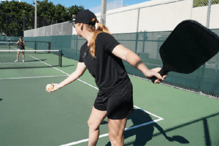 Pickleball là gì? Tìm hiểu luật chơi môn thể thao Pickleball